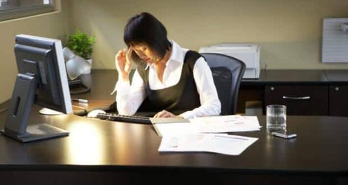 6 worst health problems common with computer use | TheHealthSite.com