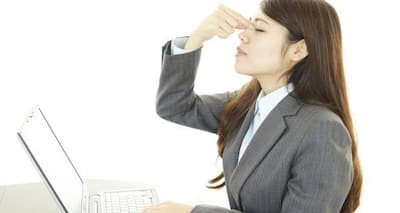How can I minimize eye strain during my work hours? | TheHealthSite.com