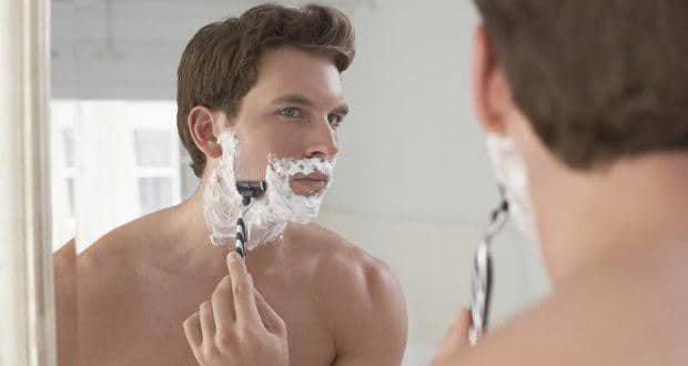Essential shaving products and tips for acne-prone skin | TheHealthSite.com