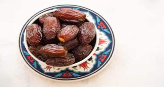 Dates: Know the health benefits of this fruit | TheHealthSite.com