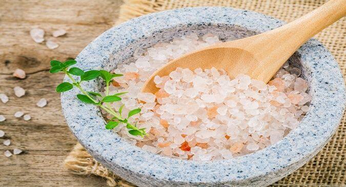 Rock Salt Benefits: नवरात्रि में सेंधा नमक खाने के फायदे। TheHealthSite ...