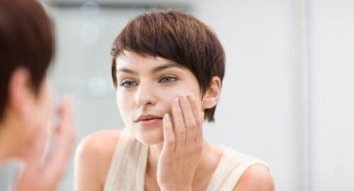 Puffy face: Know how to avoid this | TheHealthSite.com