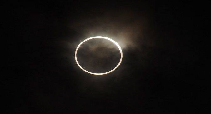 Solar Eclipse 2020: Staring at the sun can cause serious eye damage ...