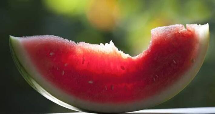 Watermelon Fake Vs Real: असली तरबूज़ और नकली तरबूज पहचानने के लिए टिप्स ...