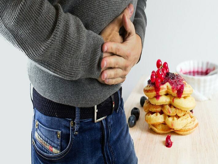 Experiencing Abdominal Pain Post Every Meal? Health Conditions That ...