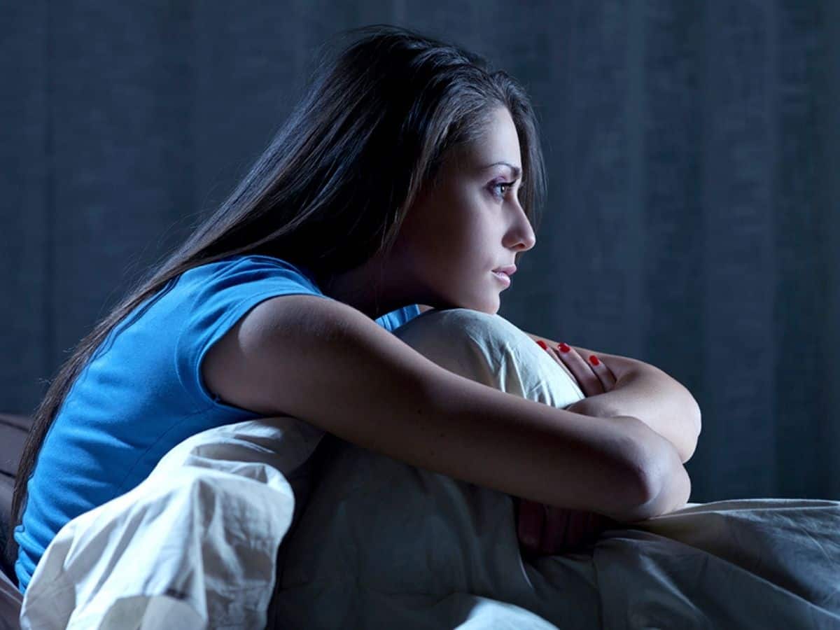 Insomnia Cause: कई बार इन 5 बीमारियों के कारण रात में नहीं आती नींद ...
