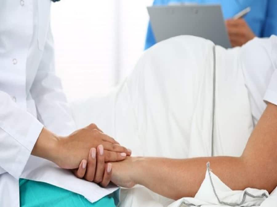 Traditional Uterine C-Section Delivery Vs Bikini Cut | TheHealthSite.com