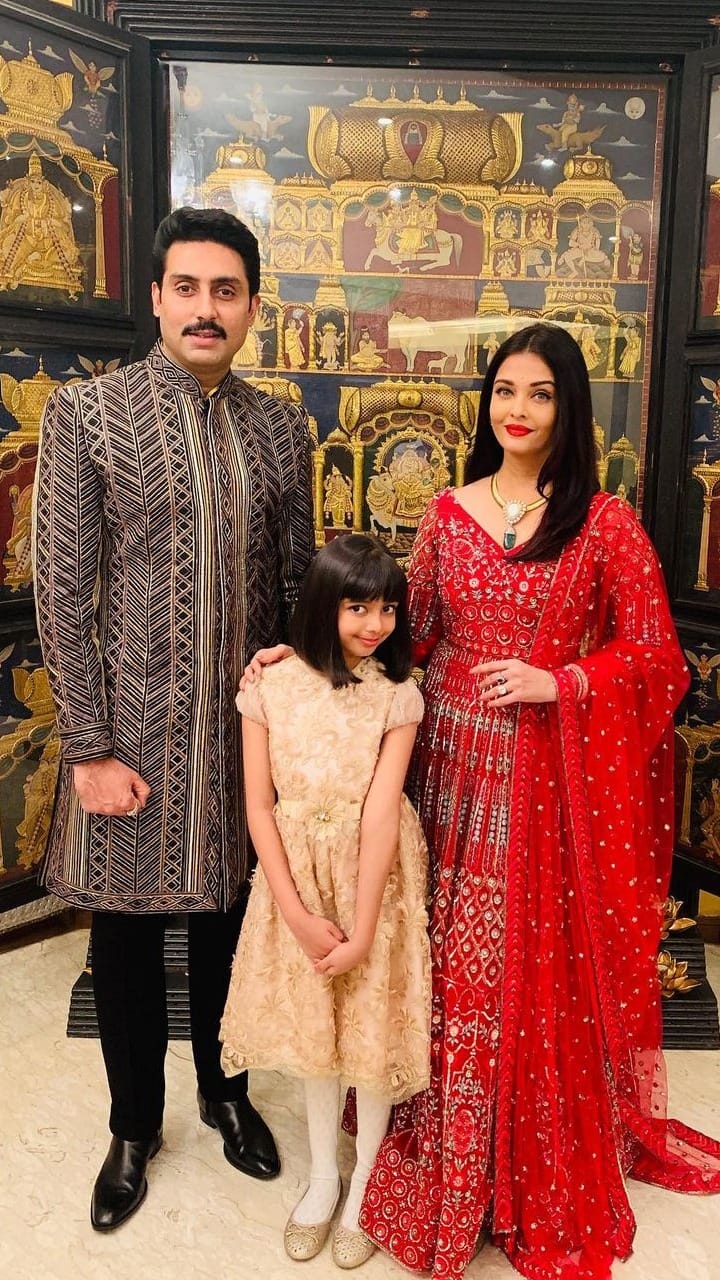 इन बॉलीवुड सितारों से सीखें बच्चों की परवरिश