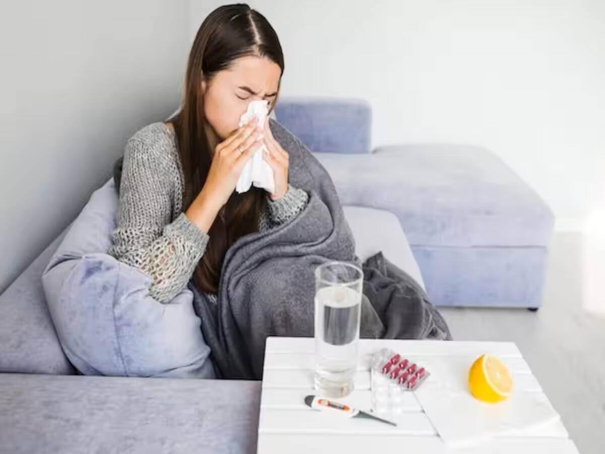 Viral Cases In India: How to Differentiate Between Symptoms Of COVID ...