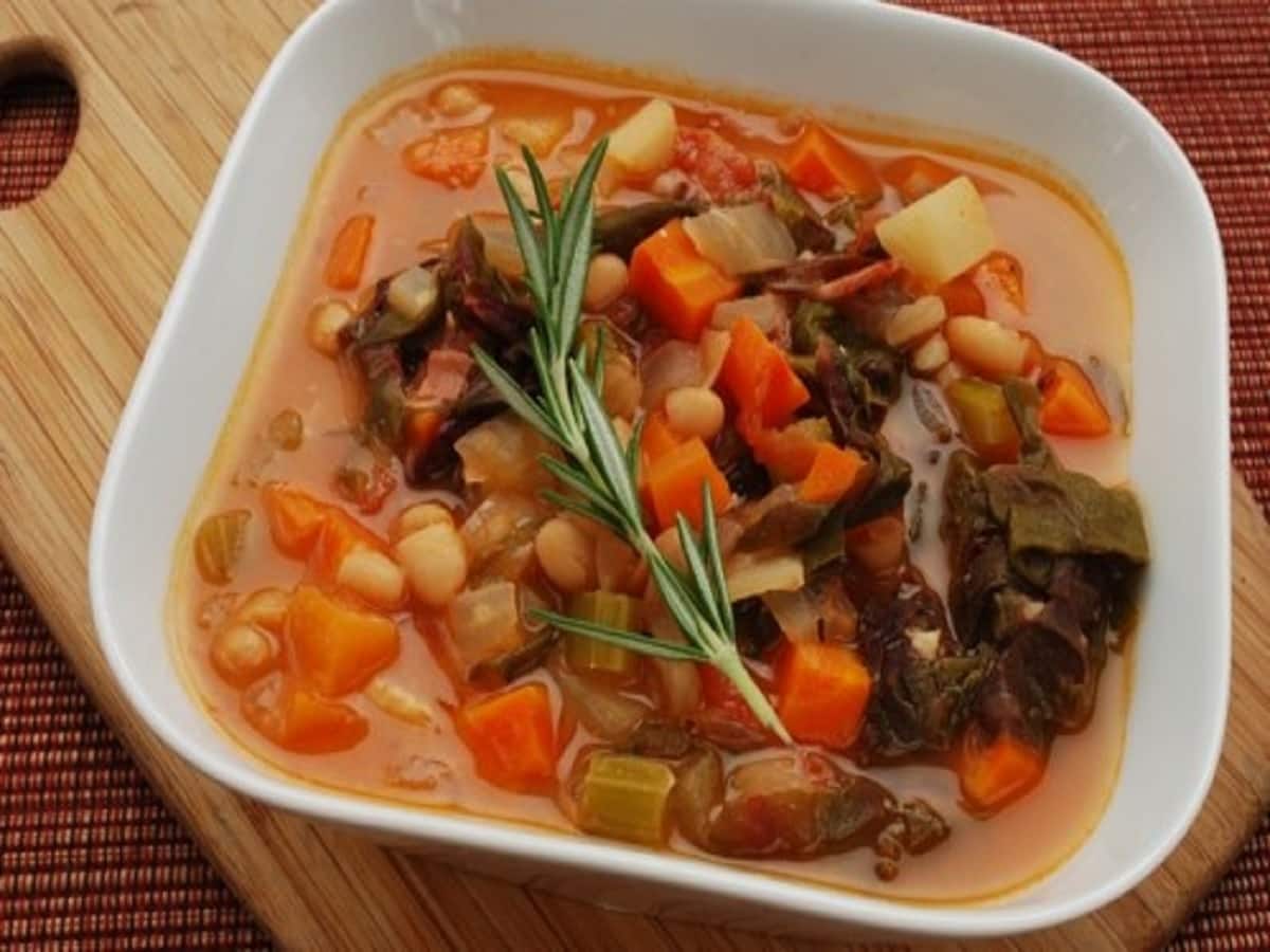 Best Soup Recipes For The Monsoon Season | TheHealthSite.com