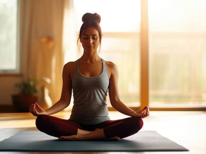 Monsoon Health Tips : आयुर्वेद की मदद से मानसून में खुद को कैसे रखें फिट, जानिए ये 5 उपाय ...