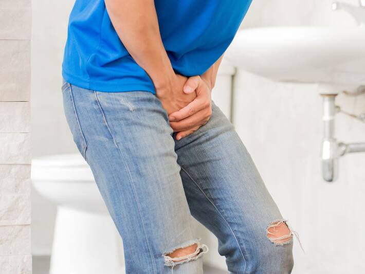 Dark Coloured Urine and 5 Other Toilet Symptoms That Could Be Signs of ...