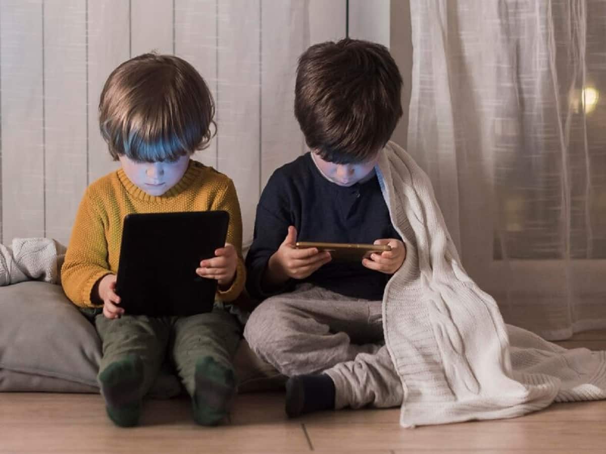 Here's is how to teach your child to use technology responsibly ...