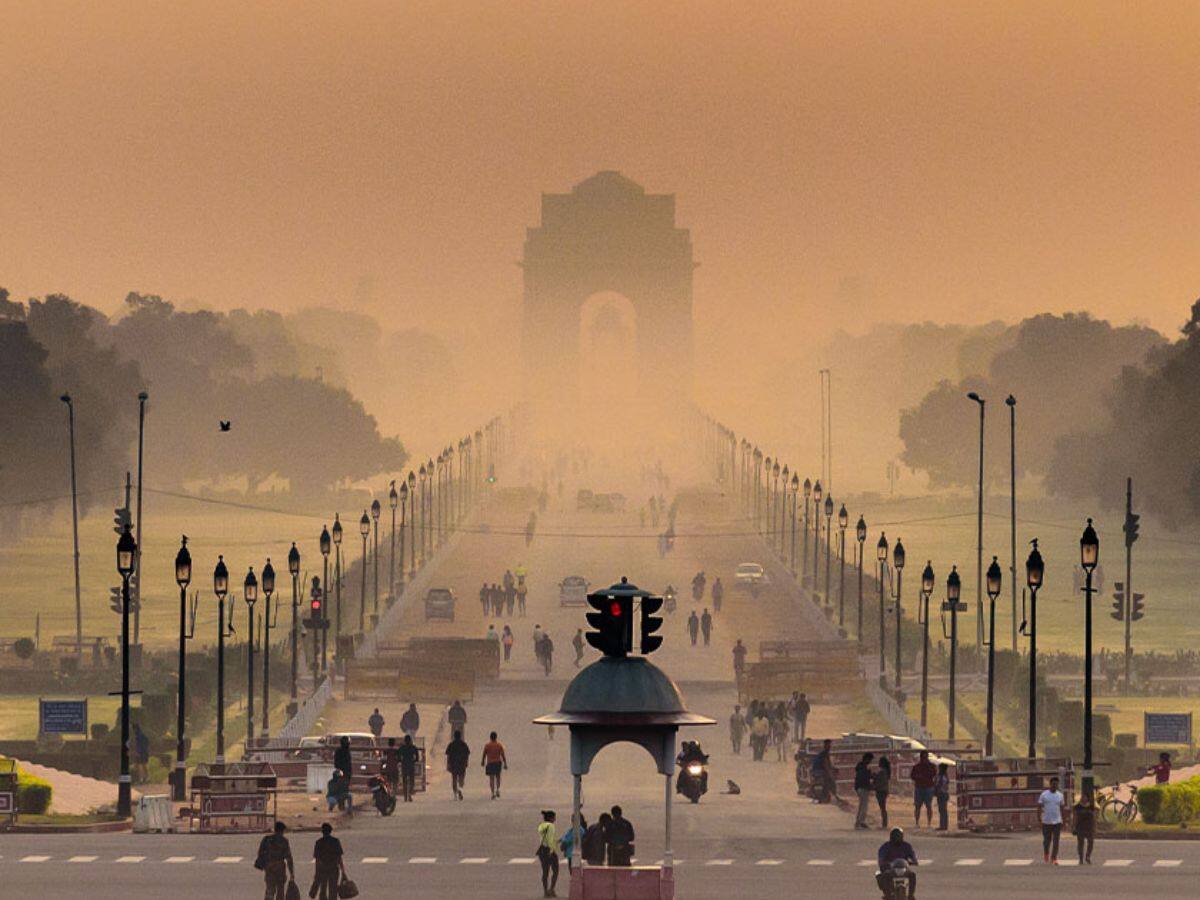 Toxic Smog Engulfs Delhi, Air Quality Remains 'Very Poor': Check Delhi-NCR AQI Level Here ...