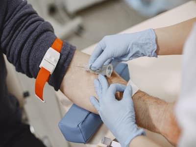 Should Healthy People Get Blood Tests Done? | TheHealthSite.com