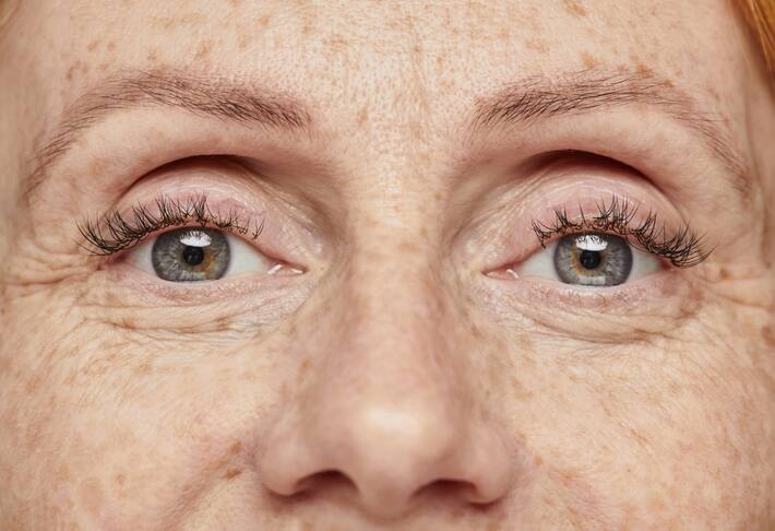 5 Easy Eye Exercises That You Can Do From Desk | TheHealthSite.com