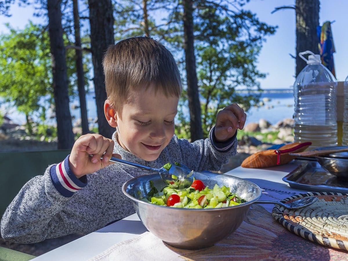 A Guide On How Vegan Parents Can Nourish Their Children | TheHealthSite.com