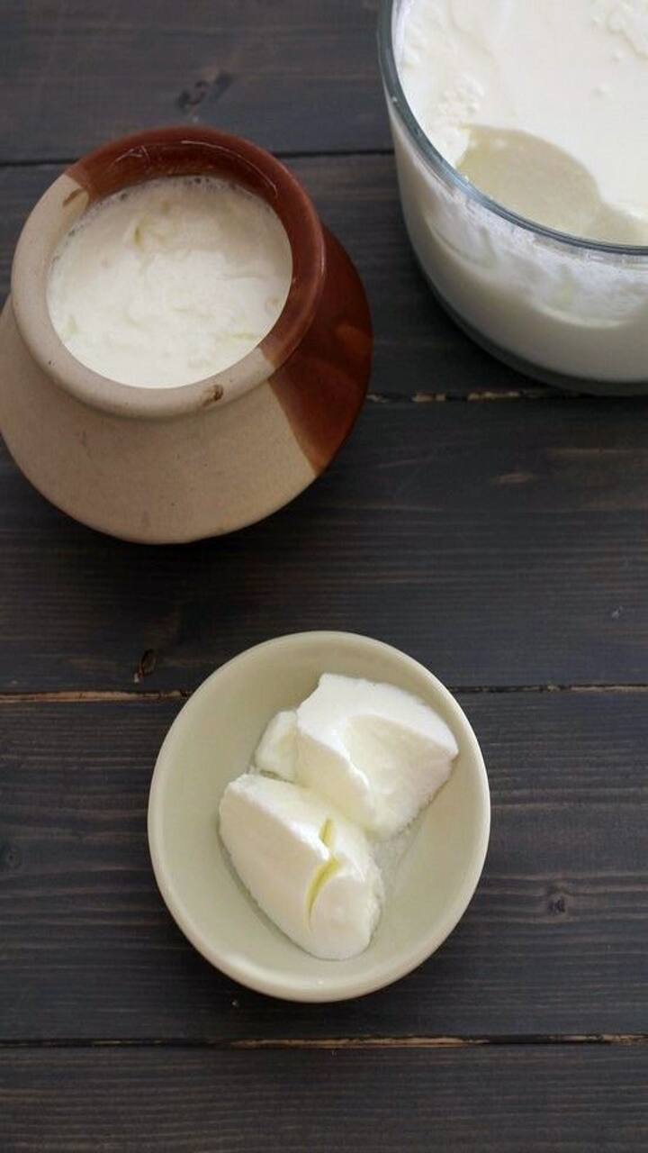 Risks of Consuming Curd Everyday In Winter