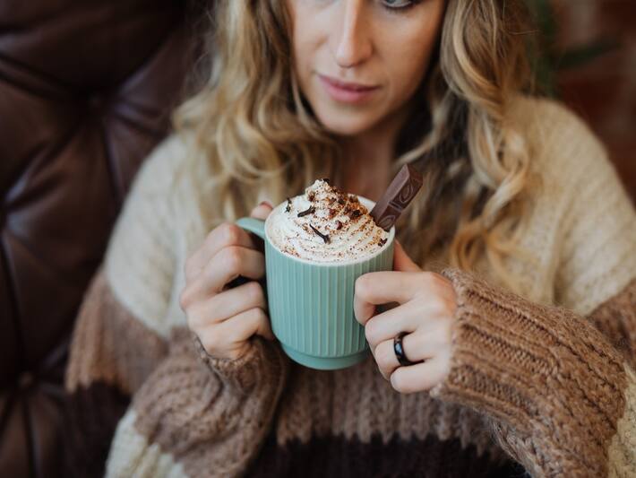 Hot Chocolate For Christmas: This Drink Will Surprise You With Its Many ...