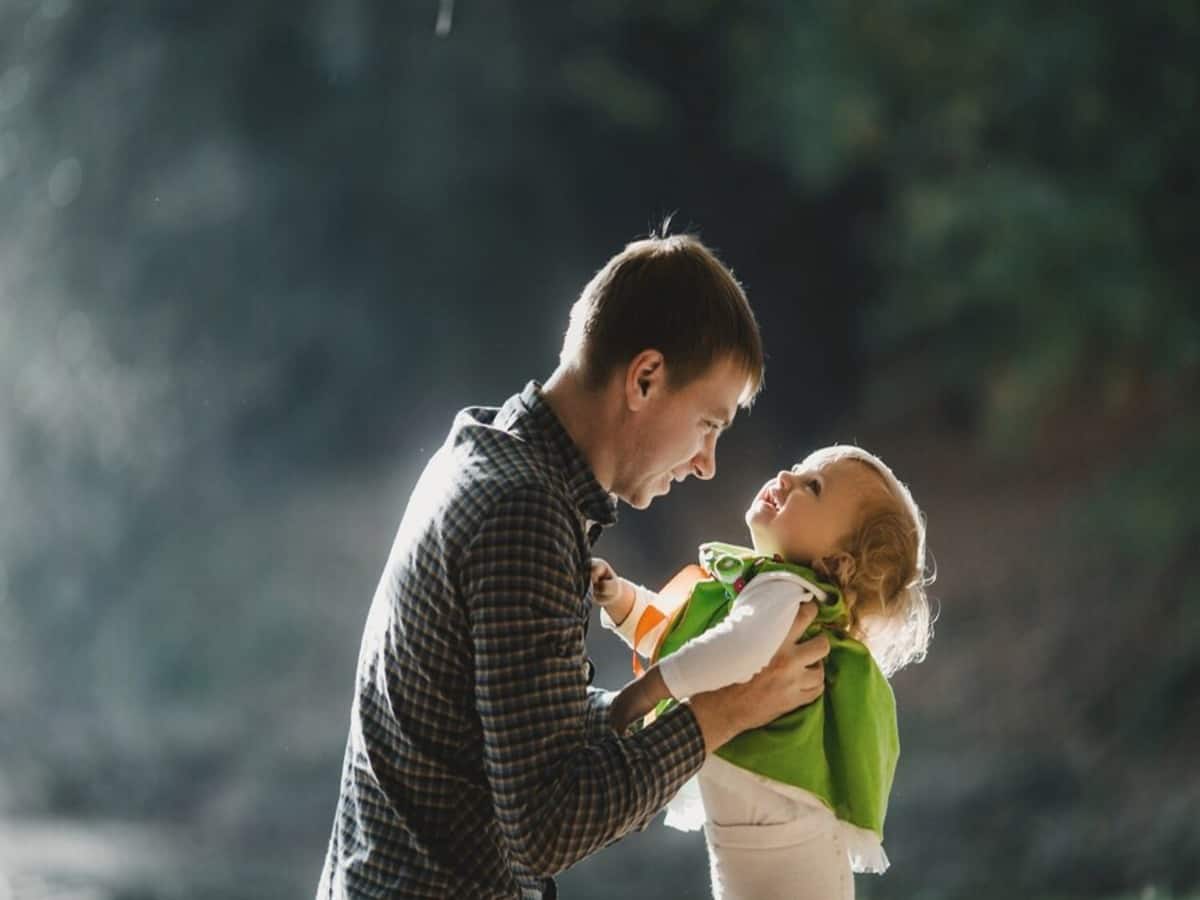 How Can Fathers Build A Strong Bond With Children? Here Are Some Expert ...