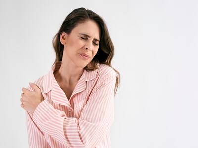 Aching Shoulders? The Crucial Guide To Recognizing, Treating And ...
