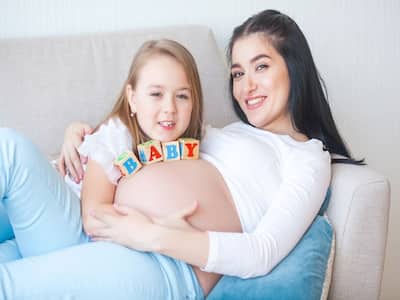Eldest Daughter Syndrome Is Real: This Is What A New Study Found ...