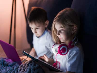 Balancing Screen Time And Sight: What Parents Can Do To Protect ...
