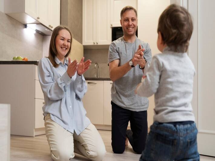5 Ways In Which Parents Can Encourage Kids To Try New Things And Boost ...