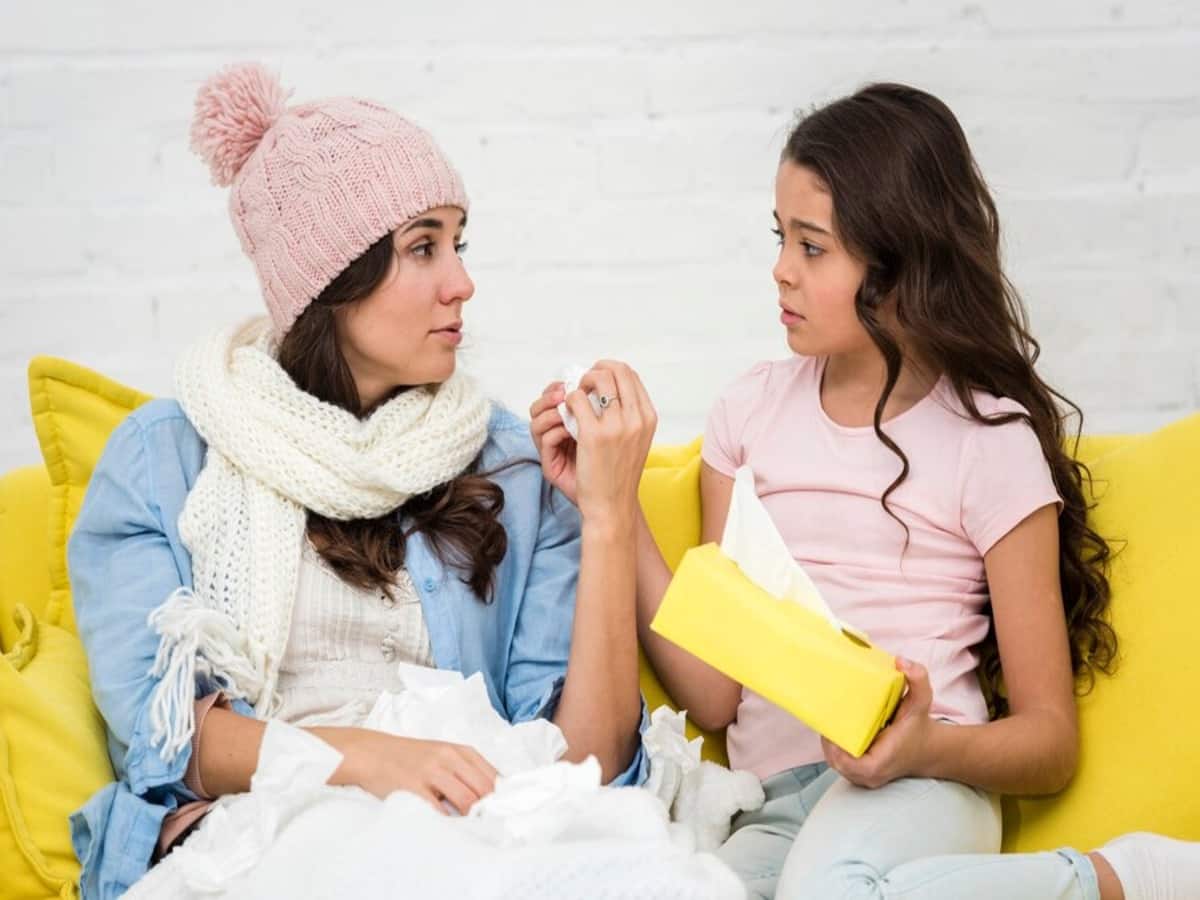 How Should You Talk To Your Child About Your Cancer Diagnosis? Experts ...