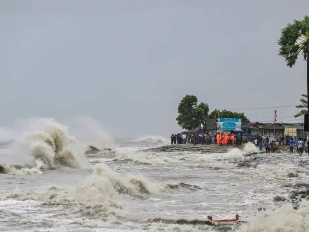 Cyclone Remal Live Updates: Severe Cyclonic Storm Nears West Bengal ...