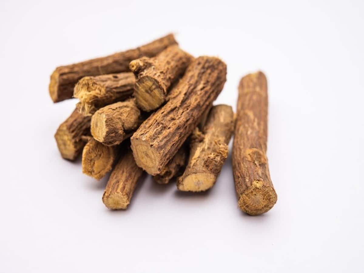 Mulethi Benefits: Can Licorice Be a Wonder Ingredient for Women's ...