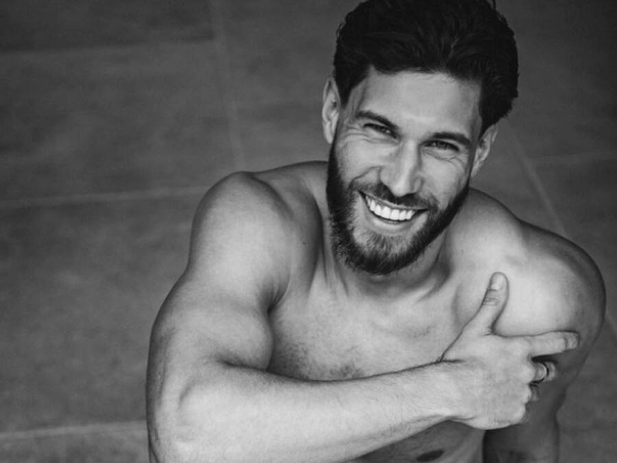 Reality TV Star Nearly Died On Plane After Consuming Food He's Allergic ...