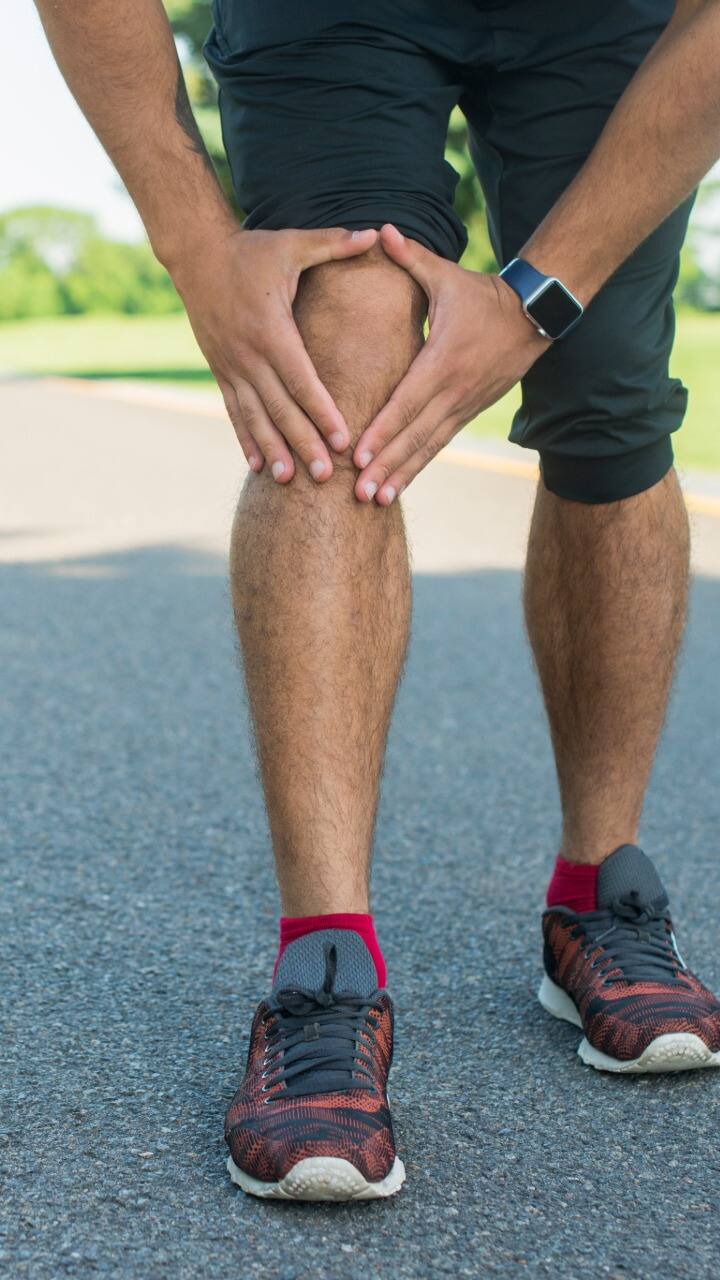 Tips to manage joint pain during monsoon