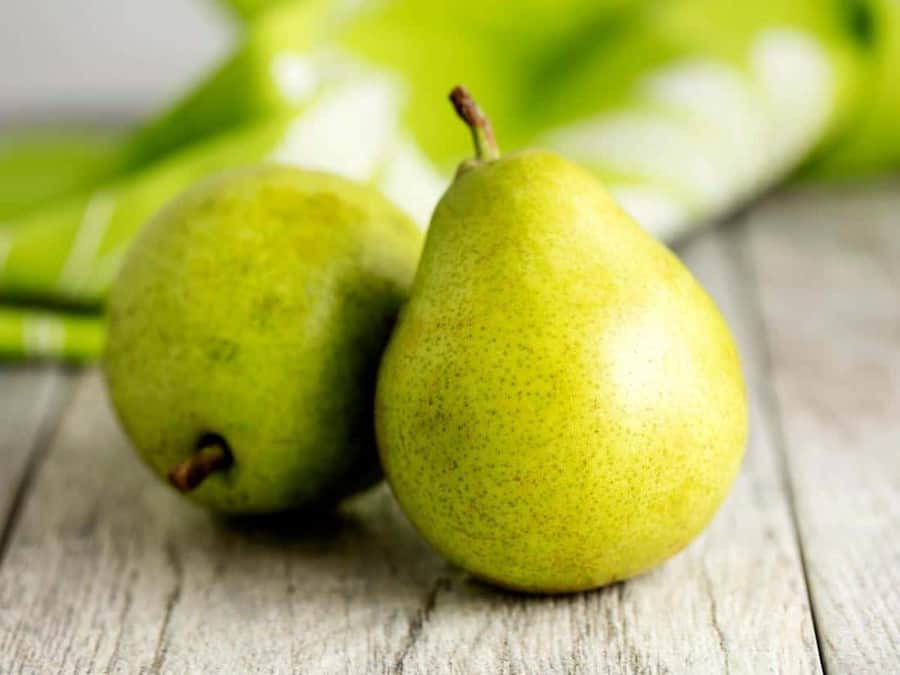 Is It Good To Eat Pear In The Morning? | TheHealthSite.com