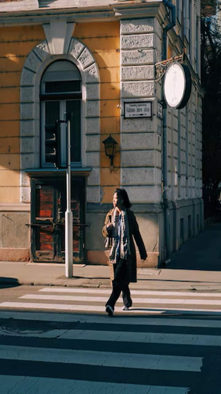 Why Must Corporate Employees Take A 10 Minute Walk After Lunch?
