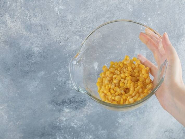 7 Benefits Of Eating Boiled Corn Every Day | TheHealthSite.com