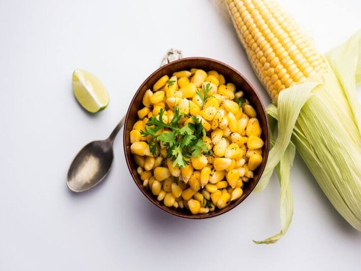 7 Benefits Of Eating Boiled Corn Every Day | TheHealthSite.com