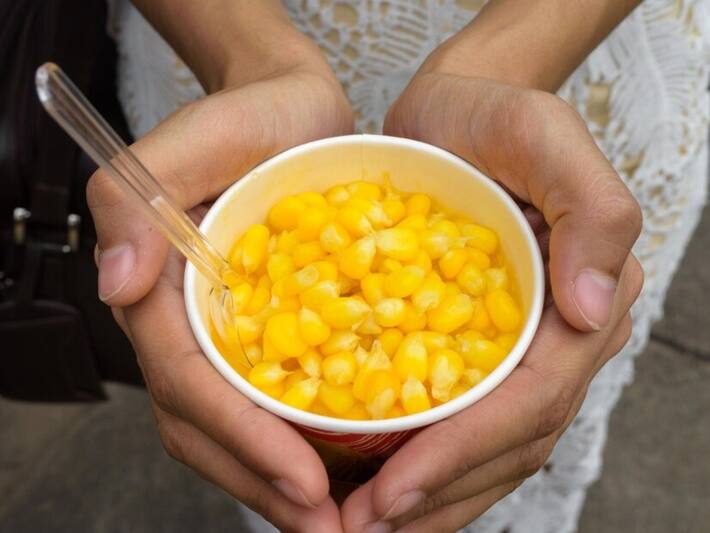 7 Benefits Of Eating Boiled Corn Every Day | TheHealthSite.com