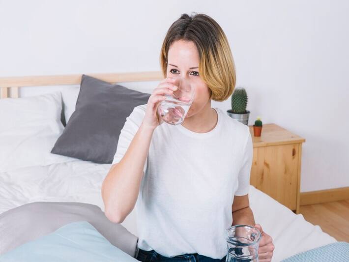 7 Things You Need To Know About Drinking Water First Thing In The ...
