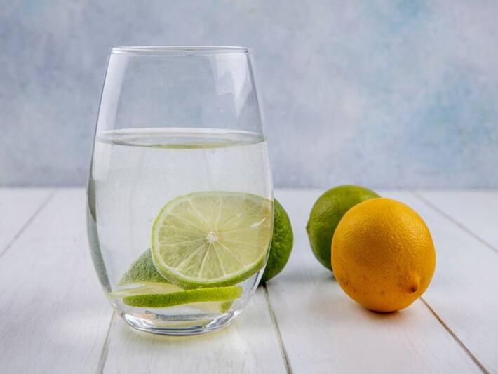 7 Things You Need To Know About Drinking Water First Thing In The ...
