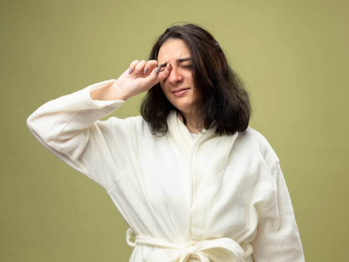 Eye Strain Home Remedies: 5 Things To Put Around Eyes To Cool Down ...