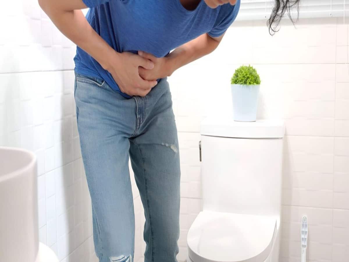 Ingenious Queensland Health Dept Campaign Throws Light On Common Toilet ...