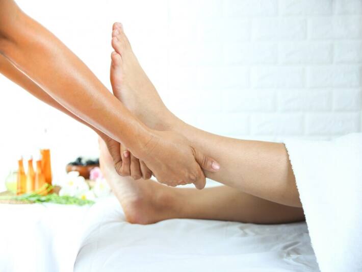 6 Things That Happen When You Get A Foot Massage Before Bedtime ...
