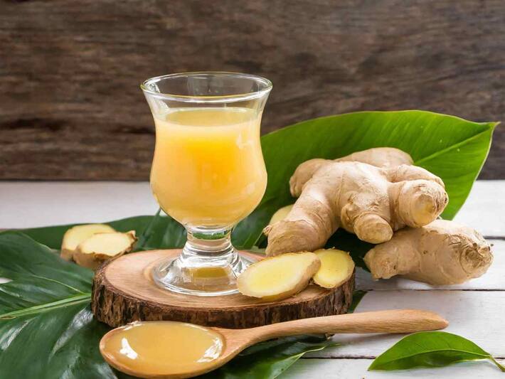 Adrak Ka Pani Peene Ke Fayde | अदरक को पानी में उबालकर पीने से दूर ...