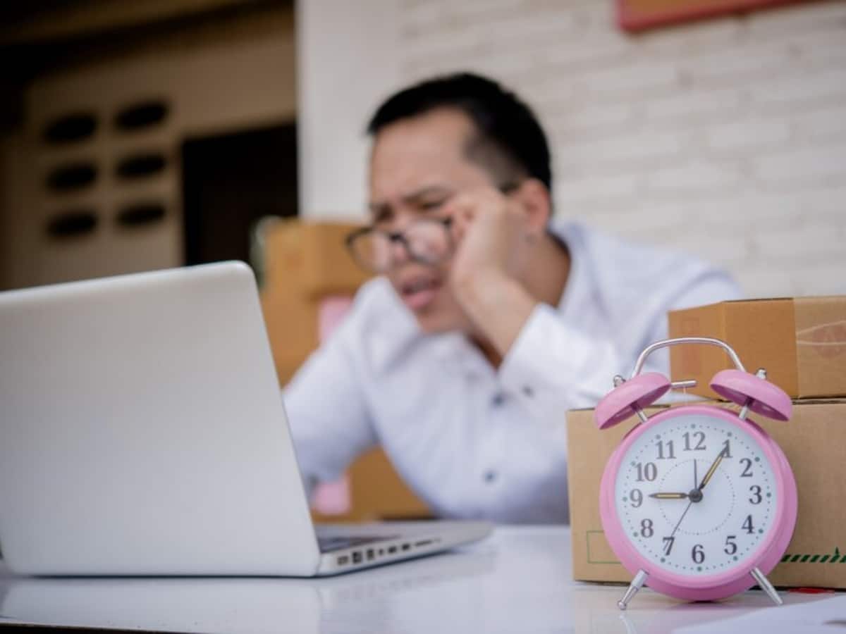 Do You Spend Long Hours At Work? Beware Of These 10 Grave Health ...