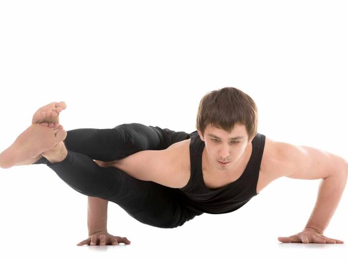 6 Advanced Level Asanas For Yoga Lovers To Try | TheHealthSite.com