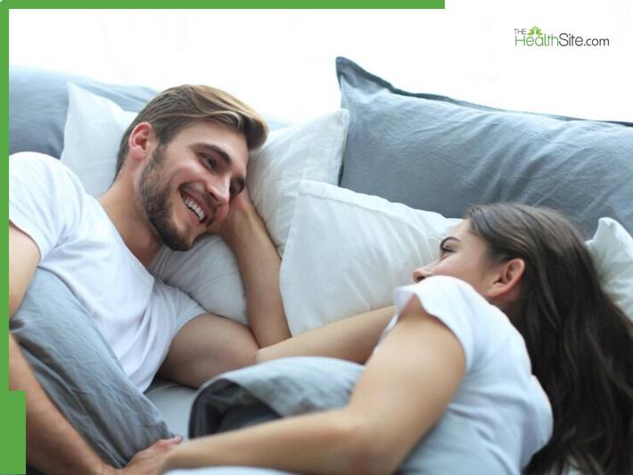 These Are The 8 Health Benefits Of Cuddling Every Day | TheHealthSite.com