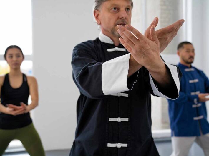 8 Best Exercises For Building Strong Bones | TheHealthSite.com