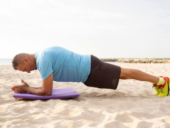 8 Health Benefits Of Plank Exercise That You Must Know About ...