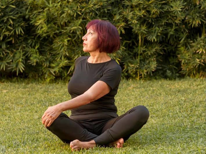 8 Yoga Poses to Soothe and Strengthen Your Nervous System ...